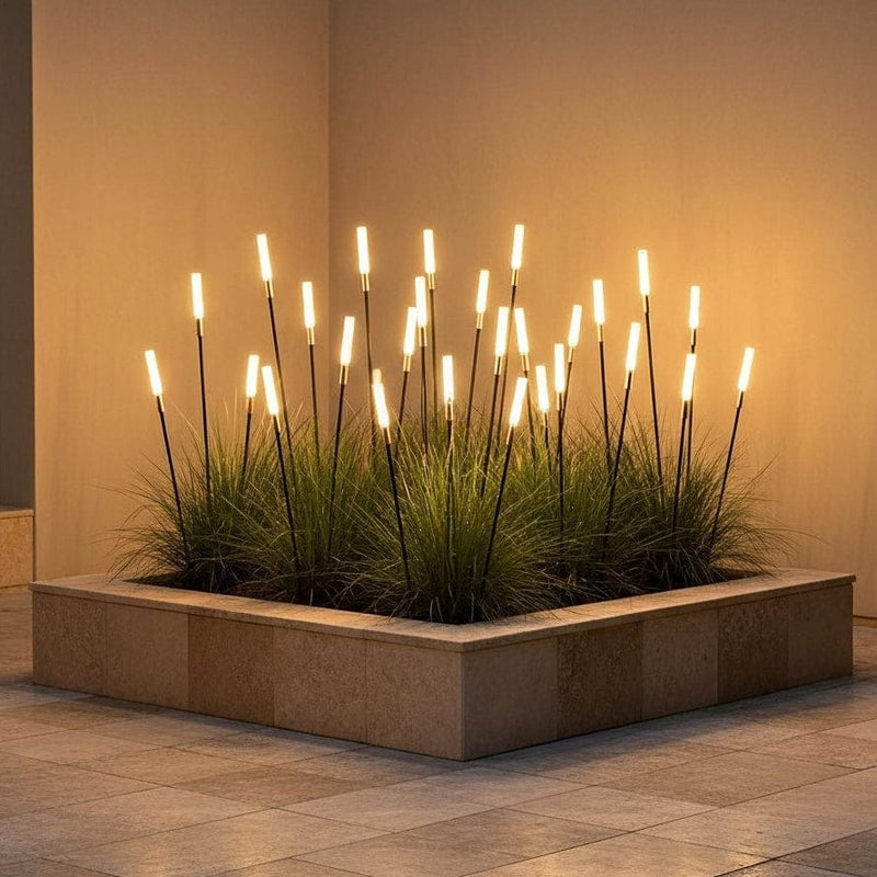 Reed Garden Light (Outdoor Solar) – Articture