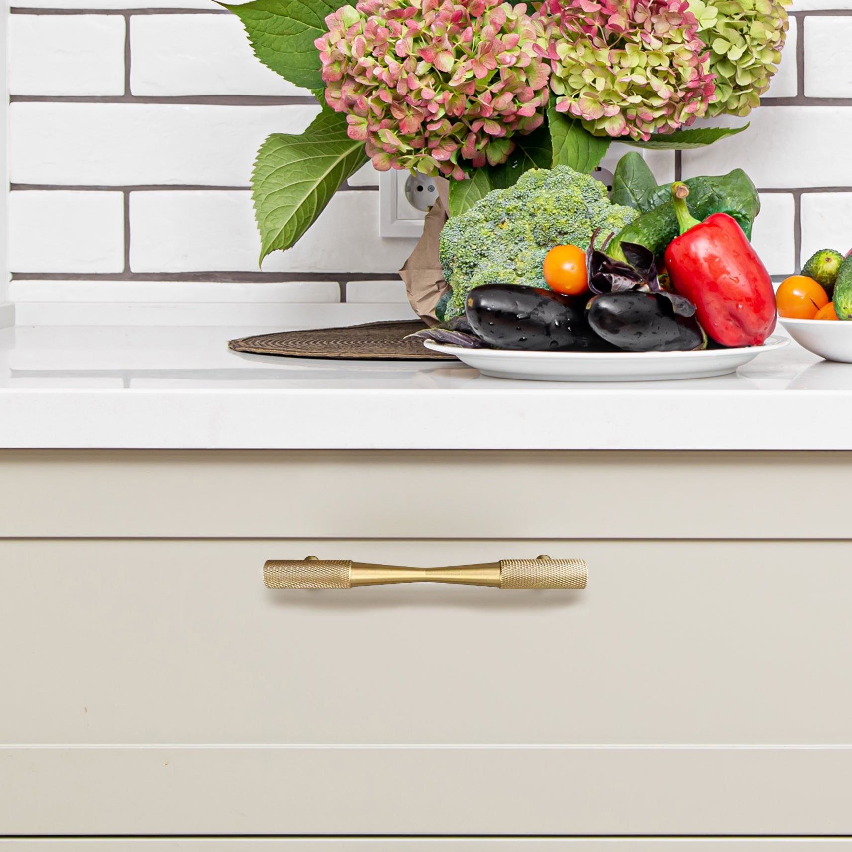 Beau Furniture Handle – Articture