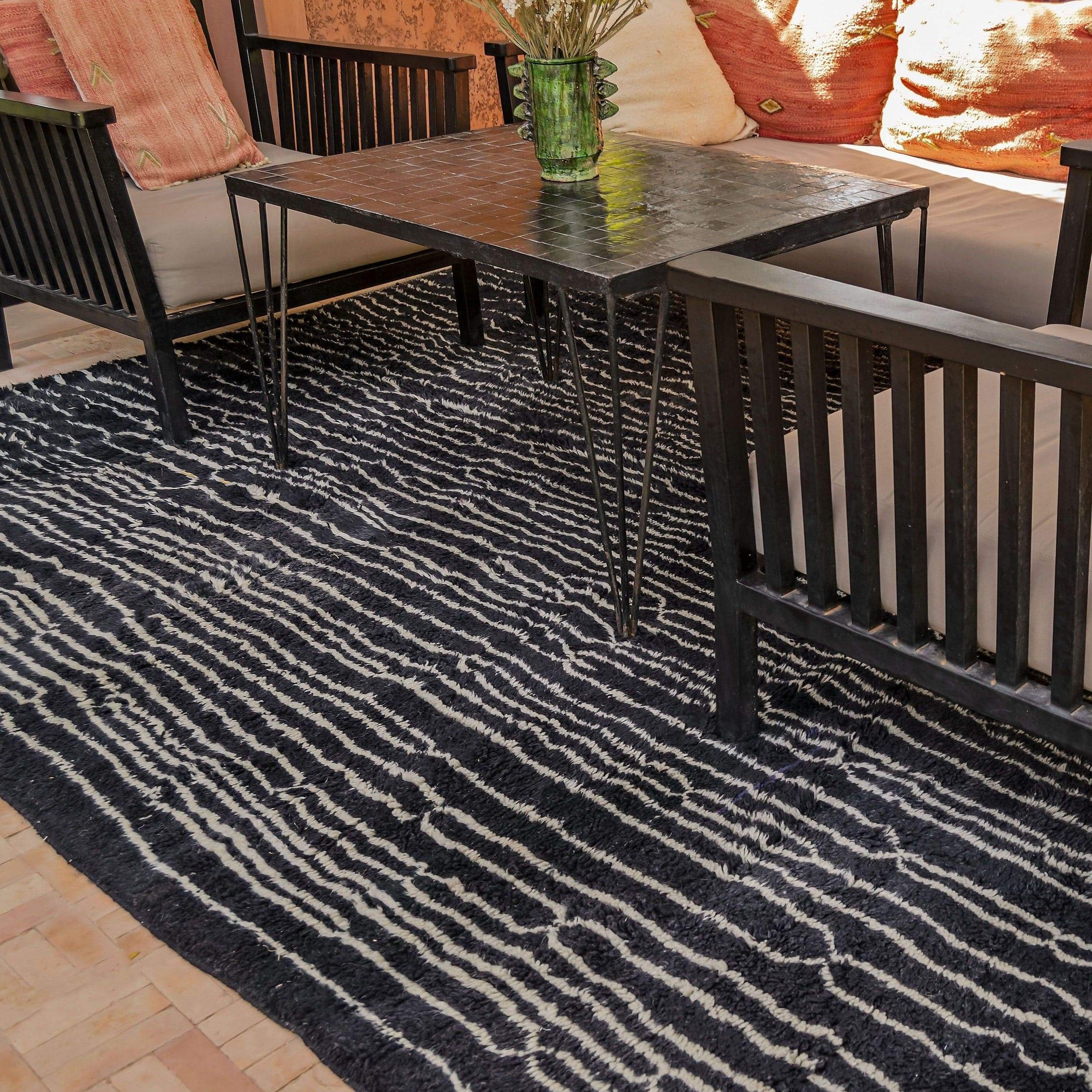Strings Rug – Articture