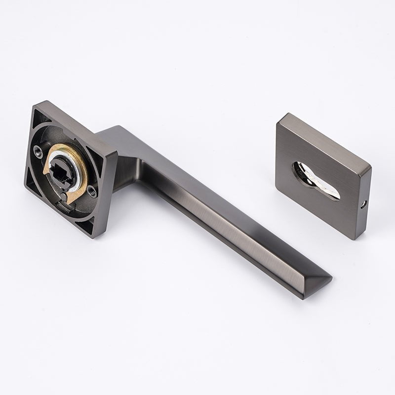 Pines Signe Door Lock – Articture